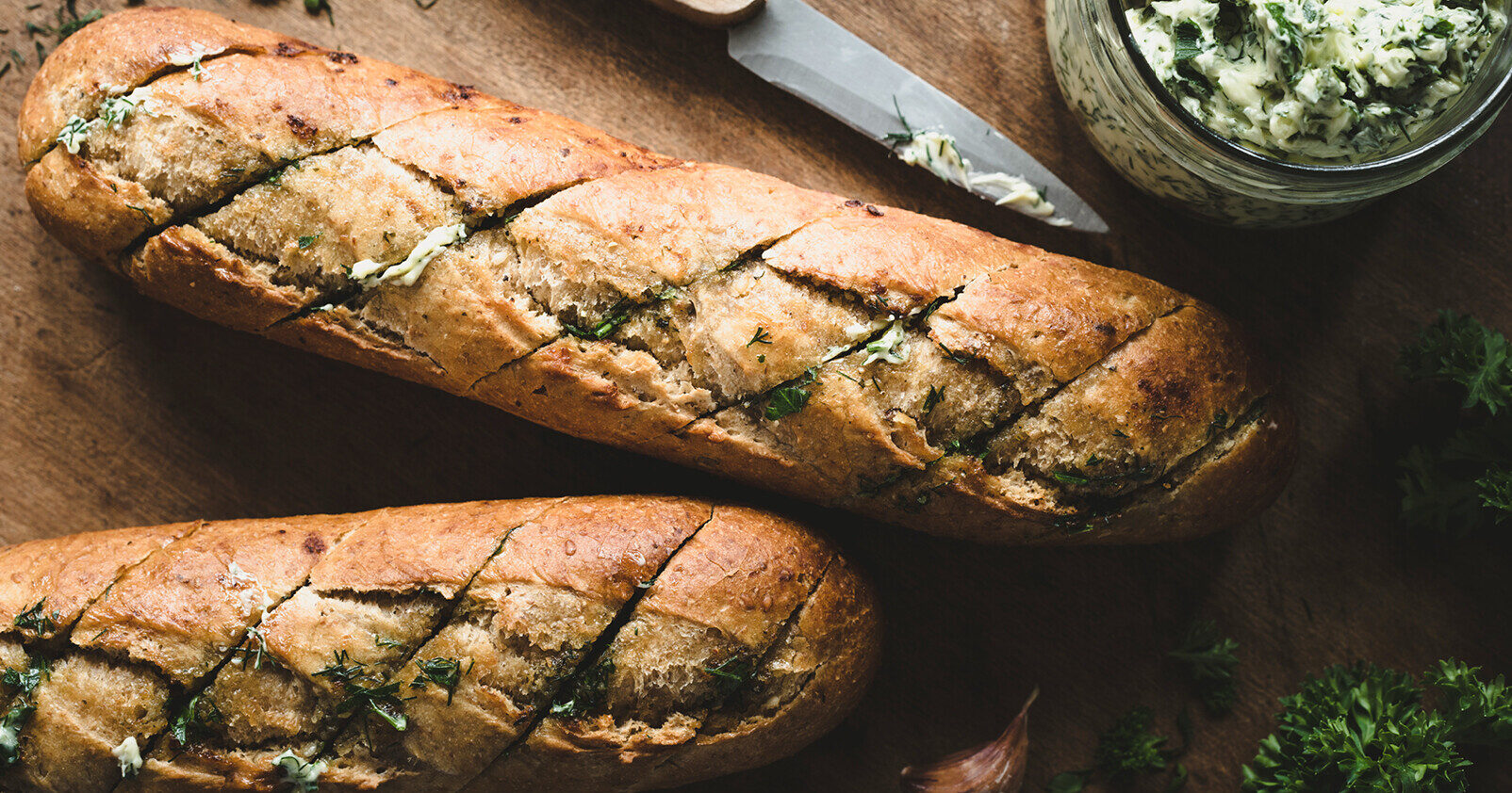 Zo wordt dat stokbroodje kruidenboter een goede snack : Amayzine.com