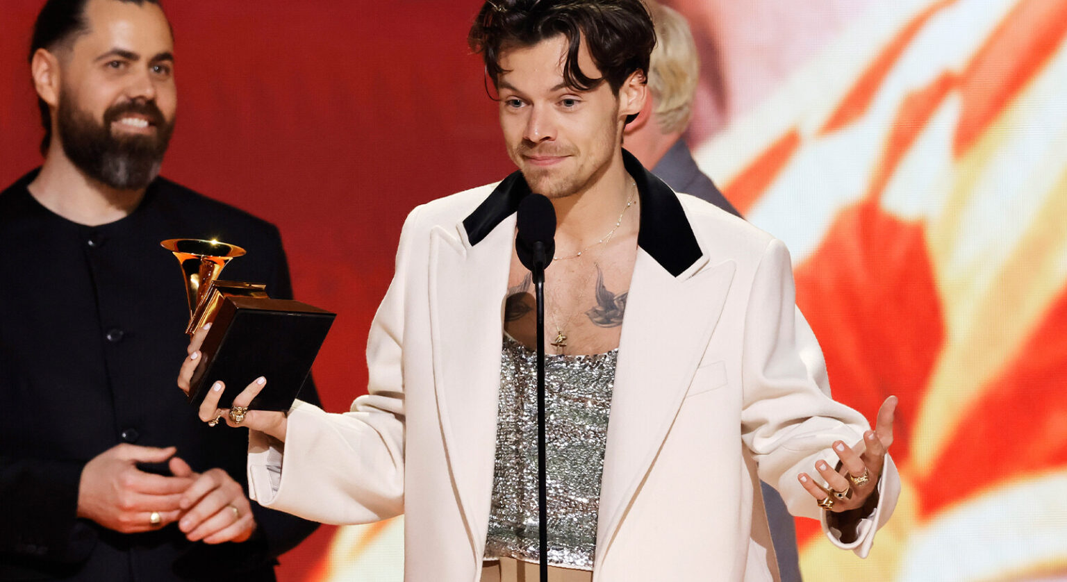 Harry Styles is eindelijk terug: dit weten we tot nu toe : Amayzine.com